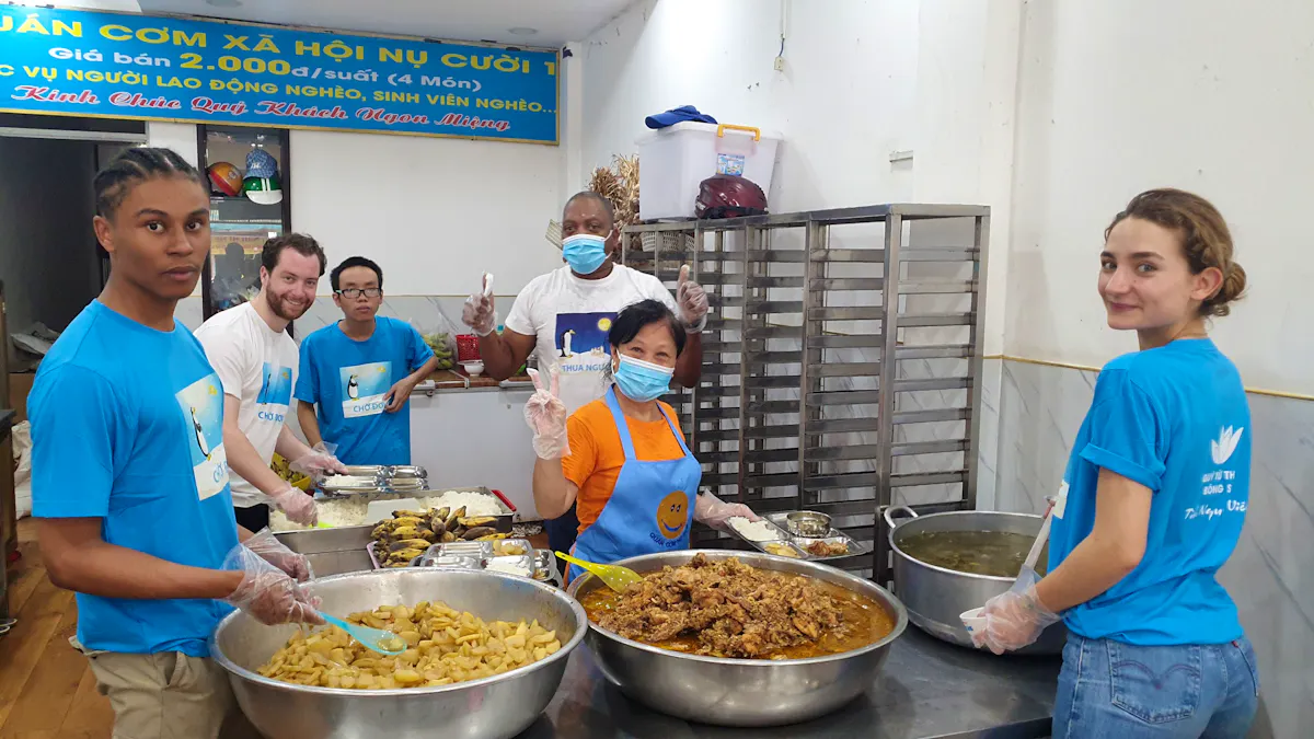Nutrition Support for the Poor | Volunteer in Vietnam 2025