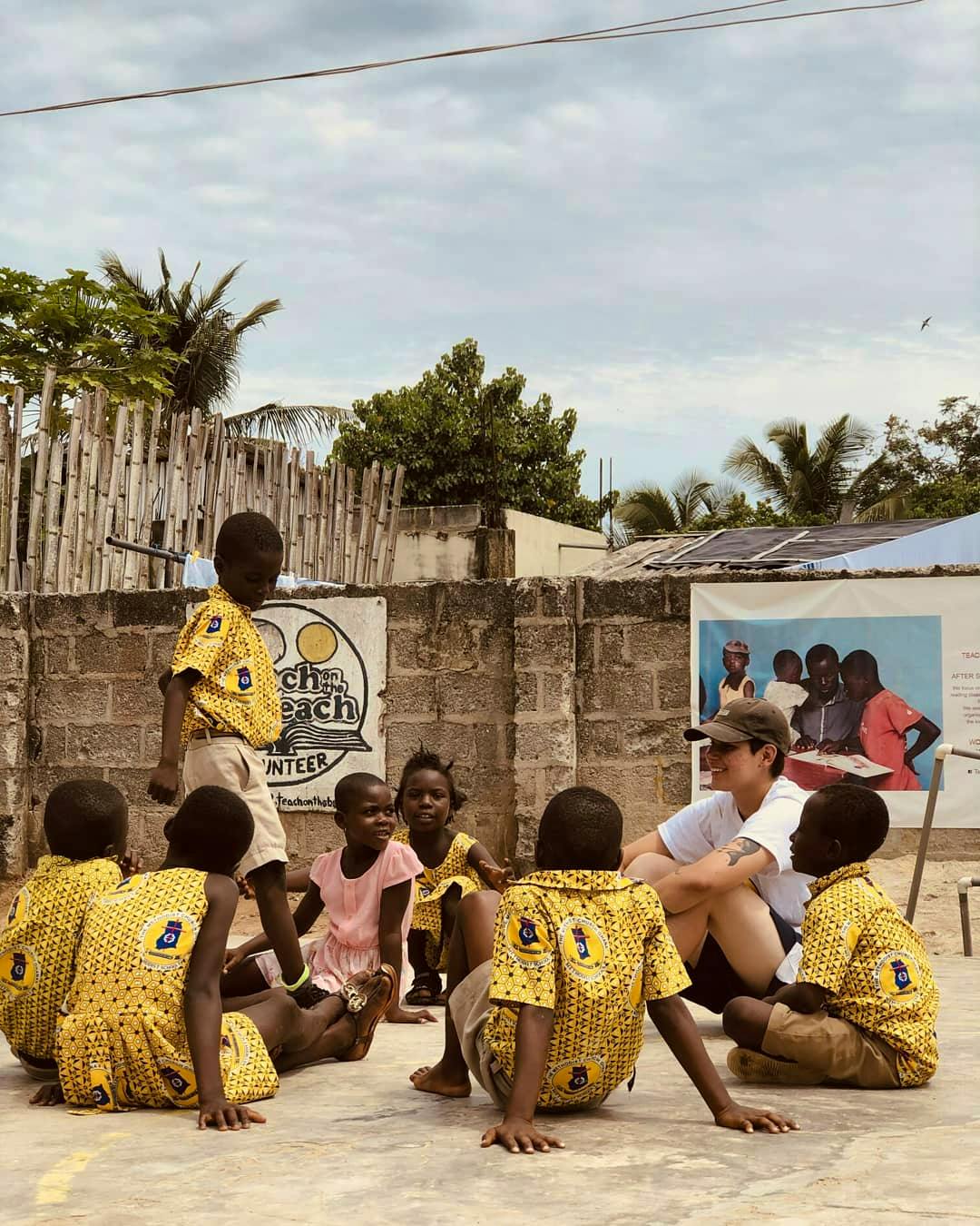 Teach on the Beach | Volunteer Abroad 2025 | Volunteer World