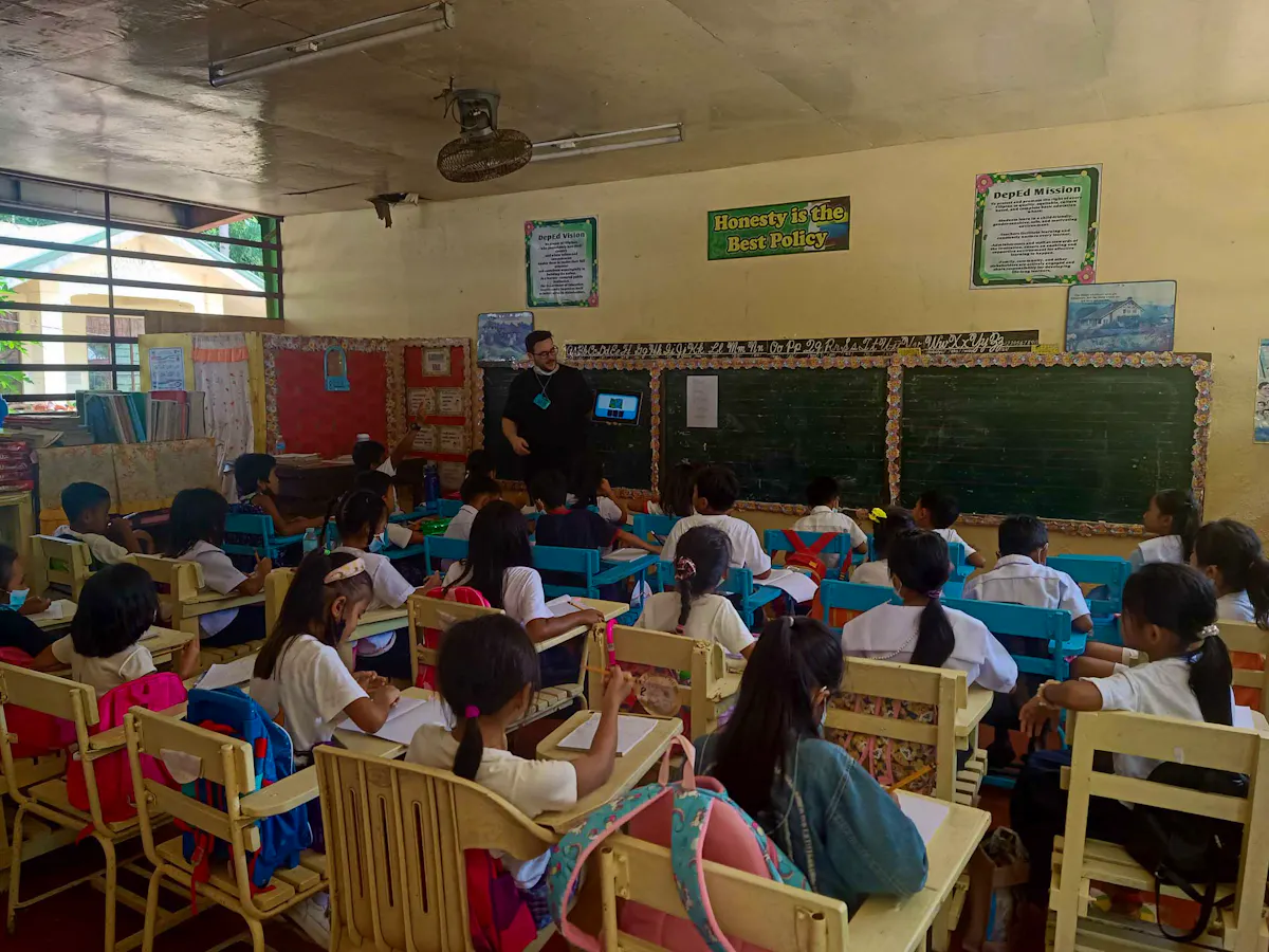 Teaching Primary English | Volunteer in the Philippines 2025