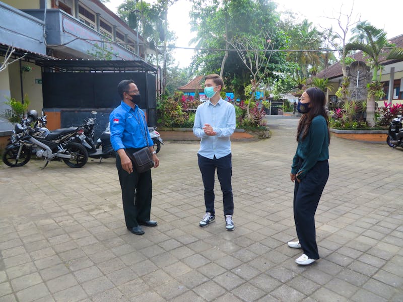 Teach at NGO High School | Volunteer in Indonesia 2025