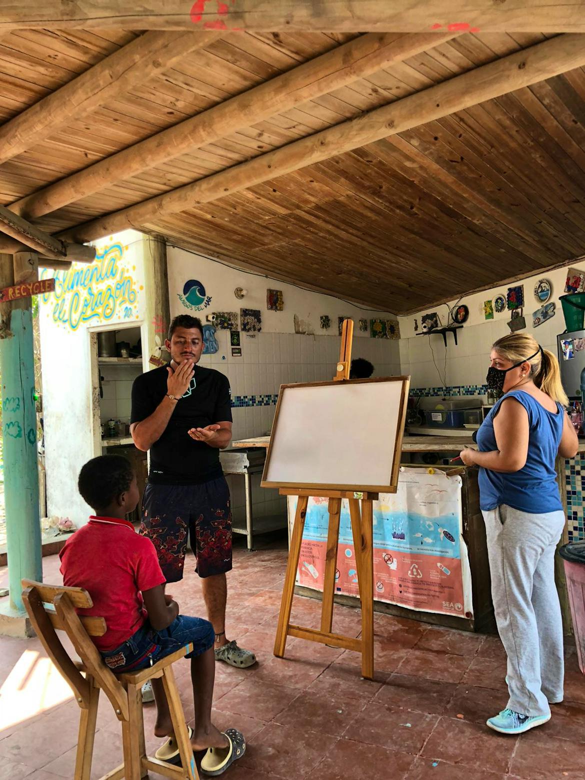 Surf & Help Community Development | Voluntariado en Colombia 2025