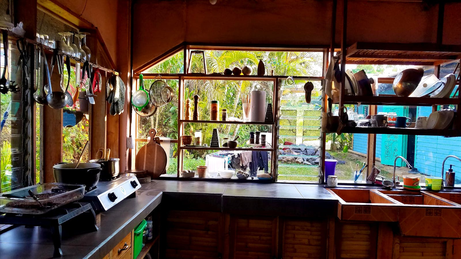 Agroforestry, Bioconstruction and Community | Volunteer in Costa Rica 2025