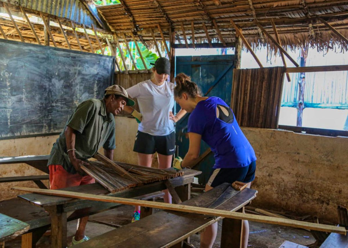 Building and Construction Assistance | Volunteer in Madagascar 2025