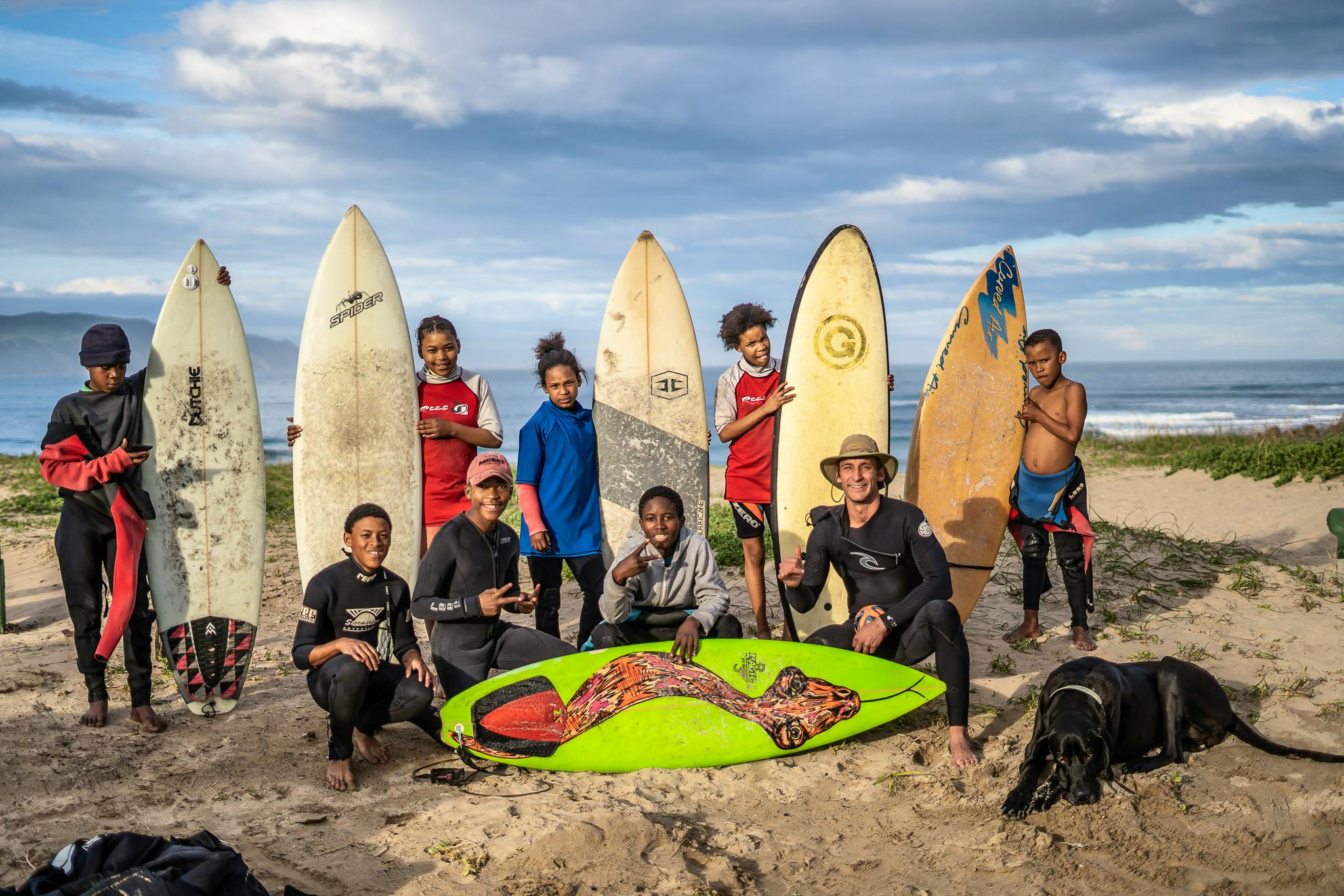 Surf & Volunteer 🏄‍♀️| Best Surf Camps 2022 | Volunteer World