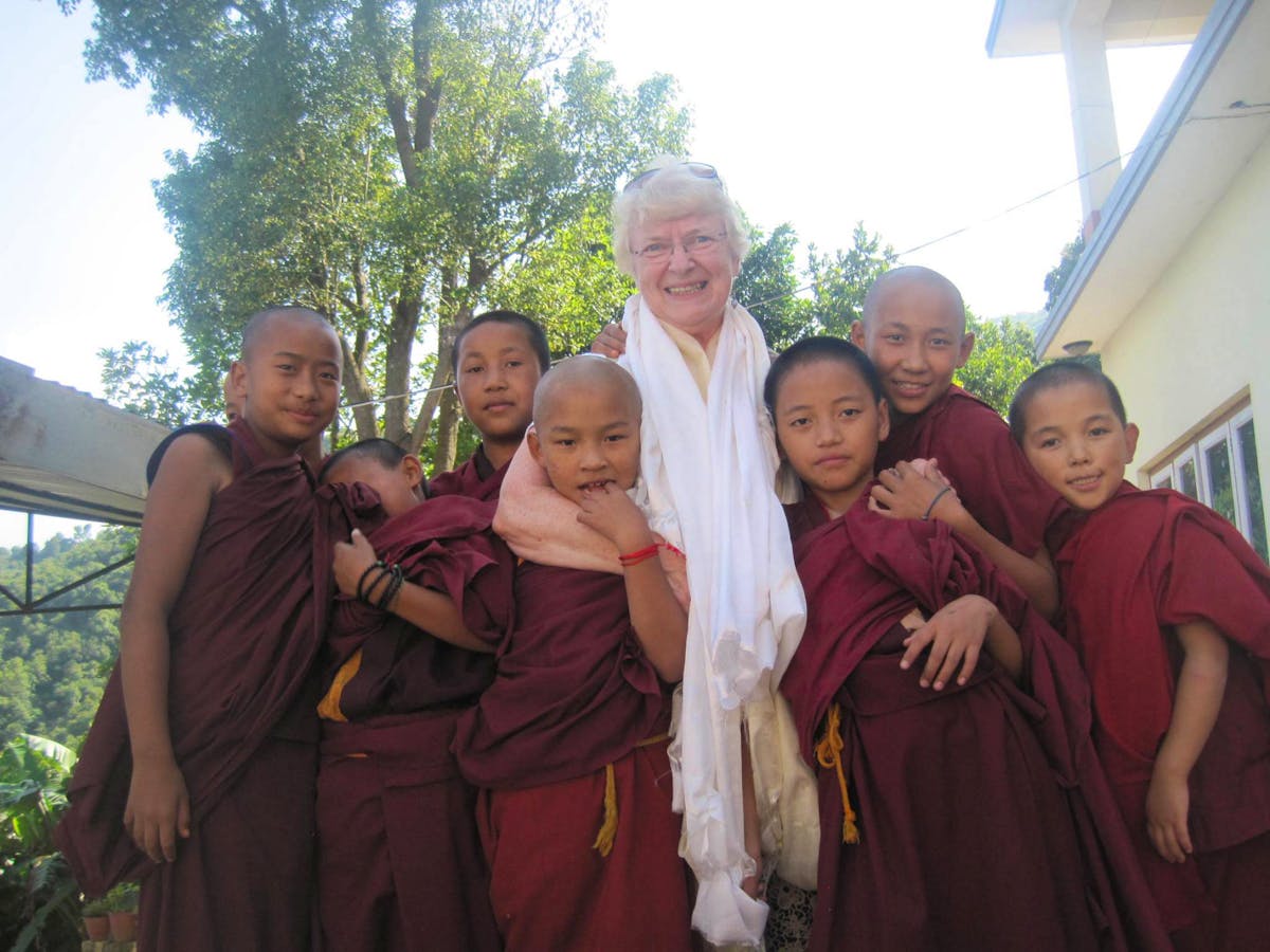 Teaching Buddhist Monks in Monastery | Frivilligt arbejde i Nepal 2025
