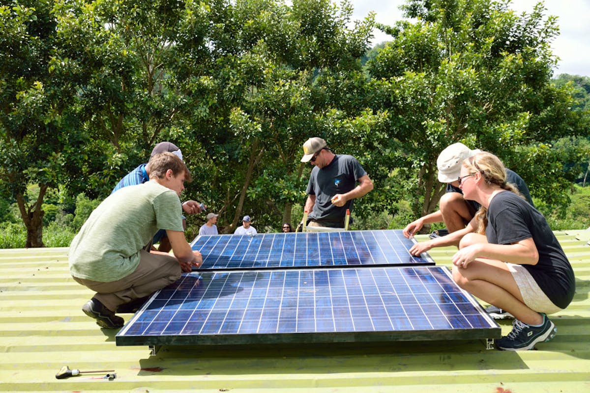 Solar Energy Workshop in Rural Communities | Volunteer in Costa Rica 2023