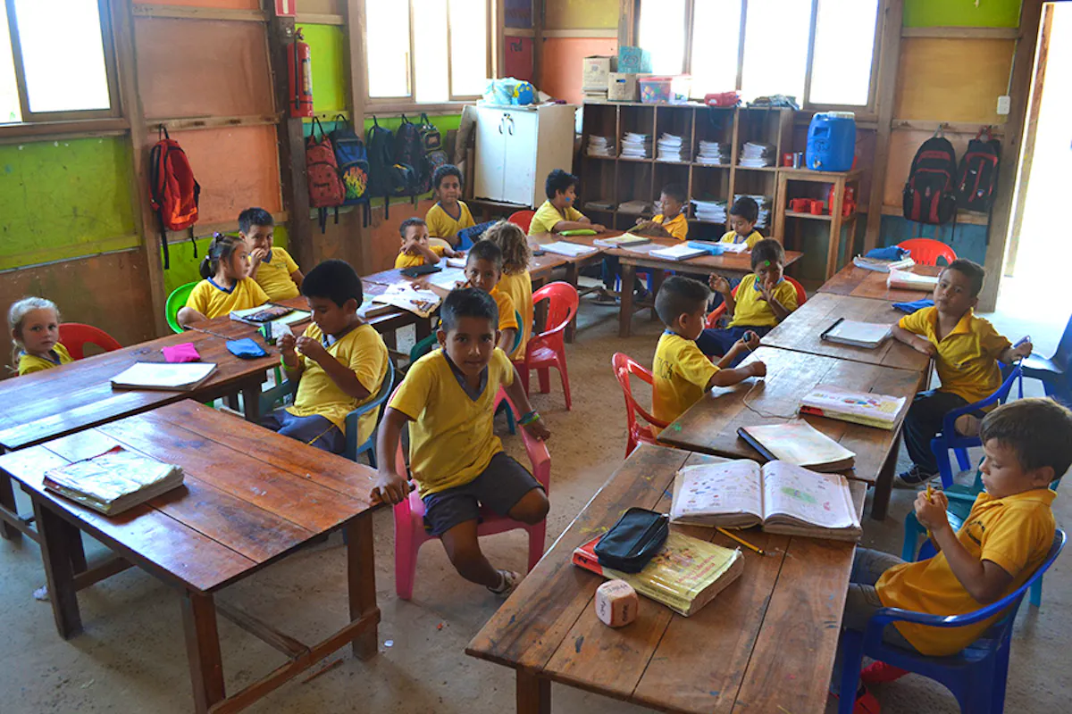 Elementary School Teacher at Relaxing Coast | Volunteer in Ecuador 2025