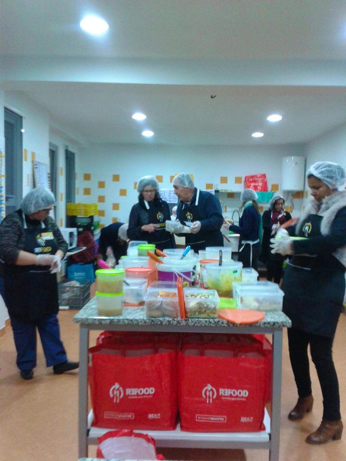 Food Rescue Helper | Volunteer in Portugal 2025