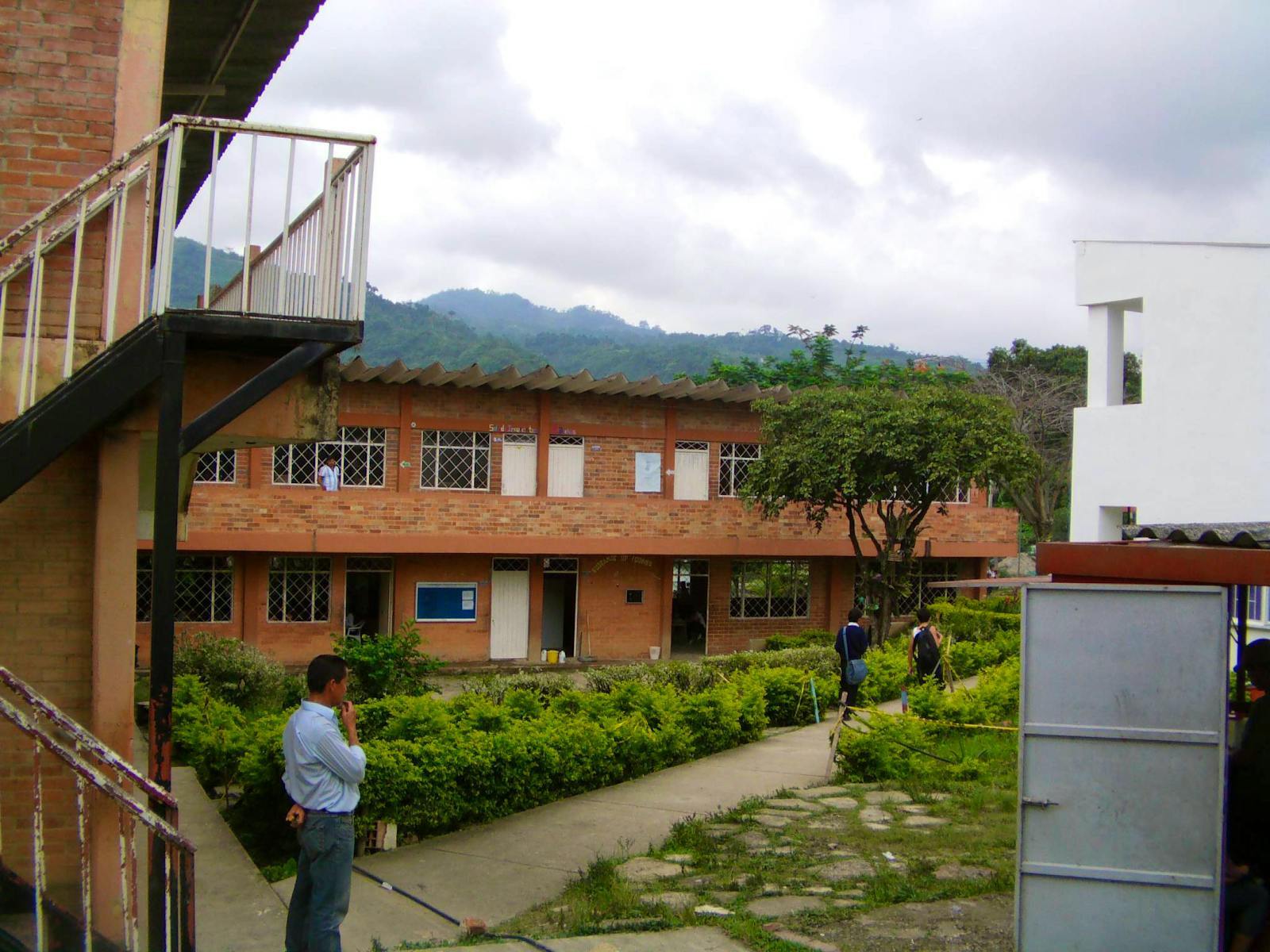 Teach English Skills to Colombia Rural Communities | Volunteer in ...