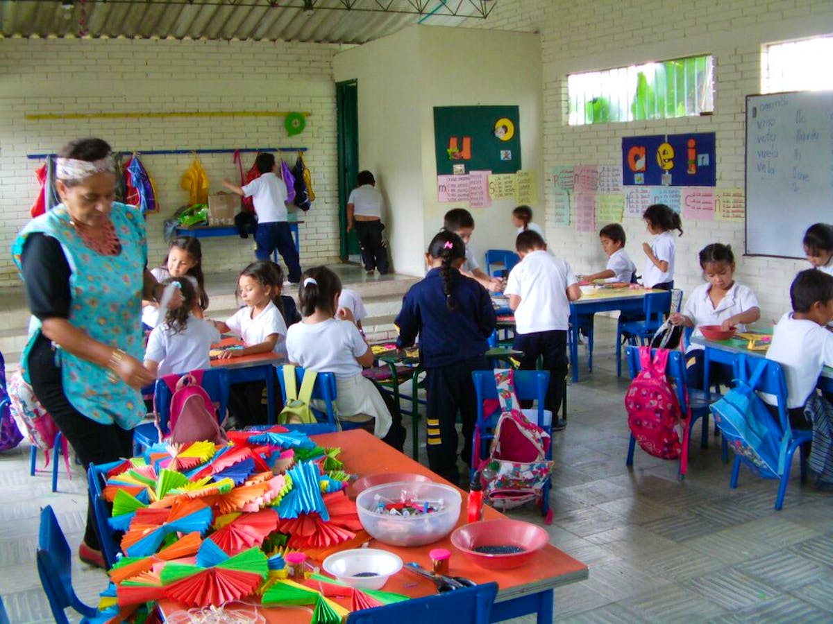 Teach English Skills to Colombia Rural Communities | Volunteer in ...